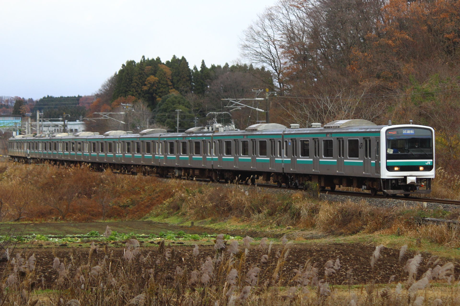 2019/12/3 E501系(K704)KY出場 - 瞬を撮り上げる