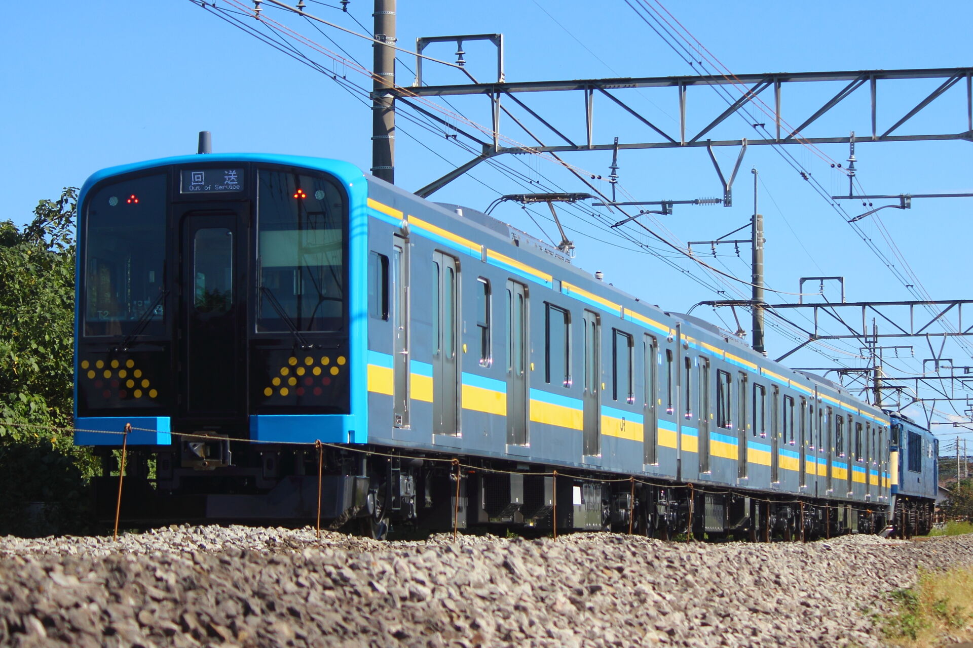 2023/10/16 E131系1000番台(T2)新津配給 - 瞬を撮り上げる