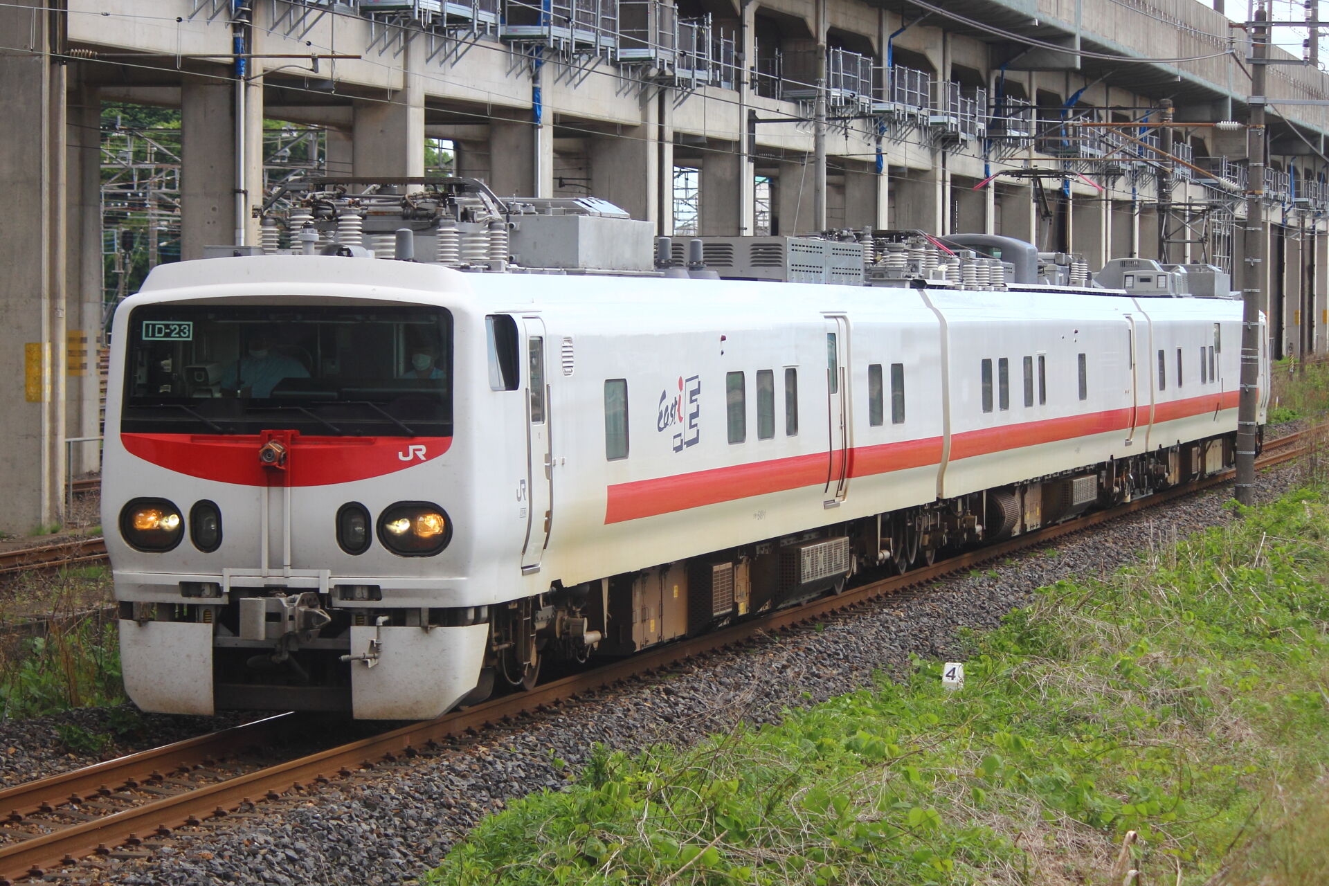 2023/5/8 East i-E宇都宮線検測、150mレール輸送 - 瞬を撮り上げる